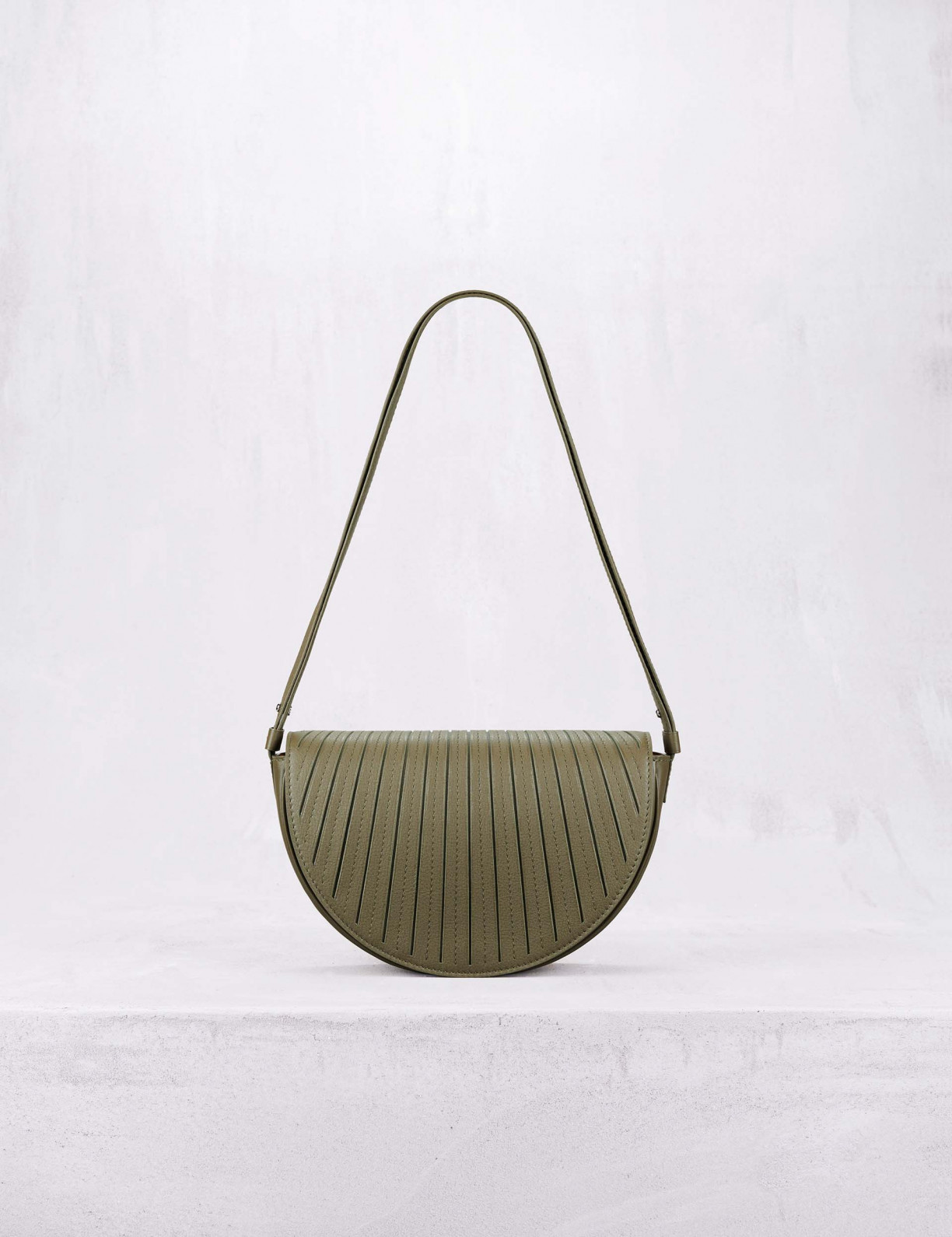 Leather handbags | Luxury bags | Camille Fournet